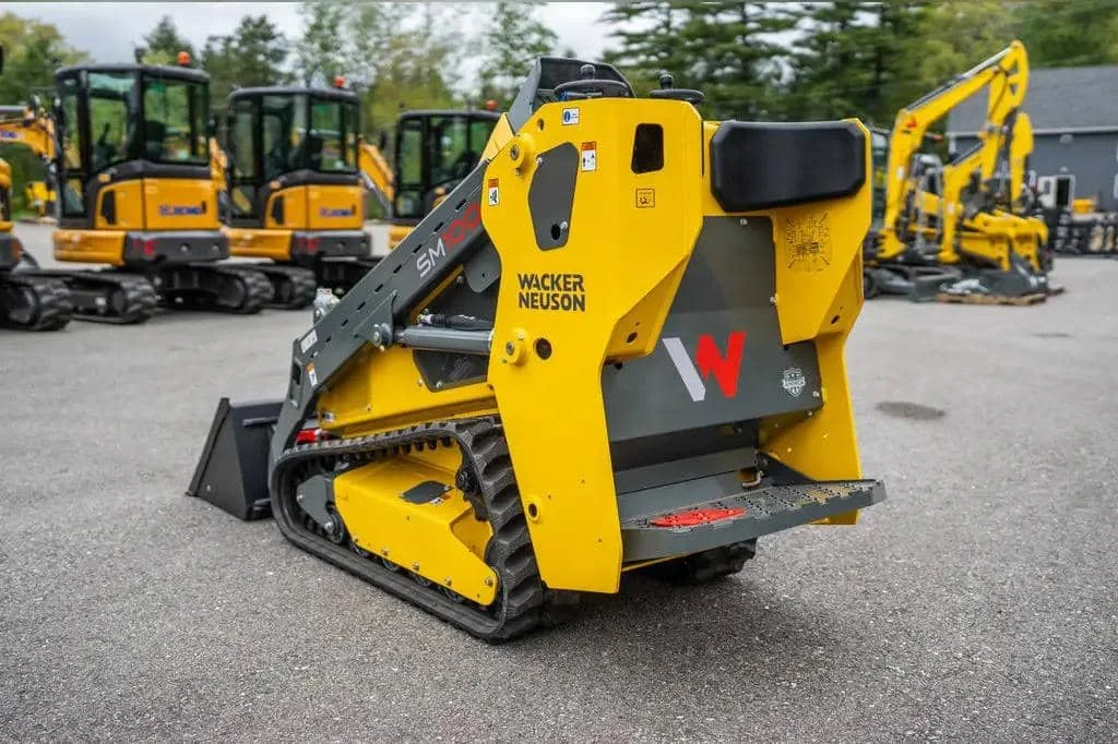 NEW Wacker Neuson SM100 Diesel Mini Skid Steer Wheel Loader with Kohler ...