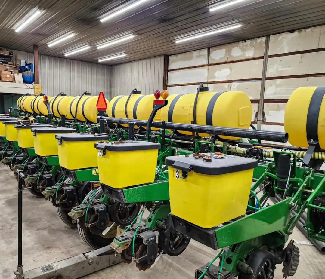 Grade 5 Rows Corn Vacuum Planter With Fertilizer Hopper Corn Maize ...