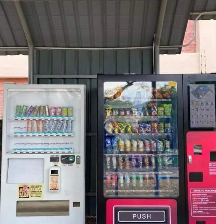 Cold Drink Vending Machine With Dual Zone Temp Control Available 2024 ...