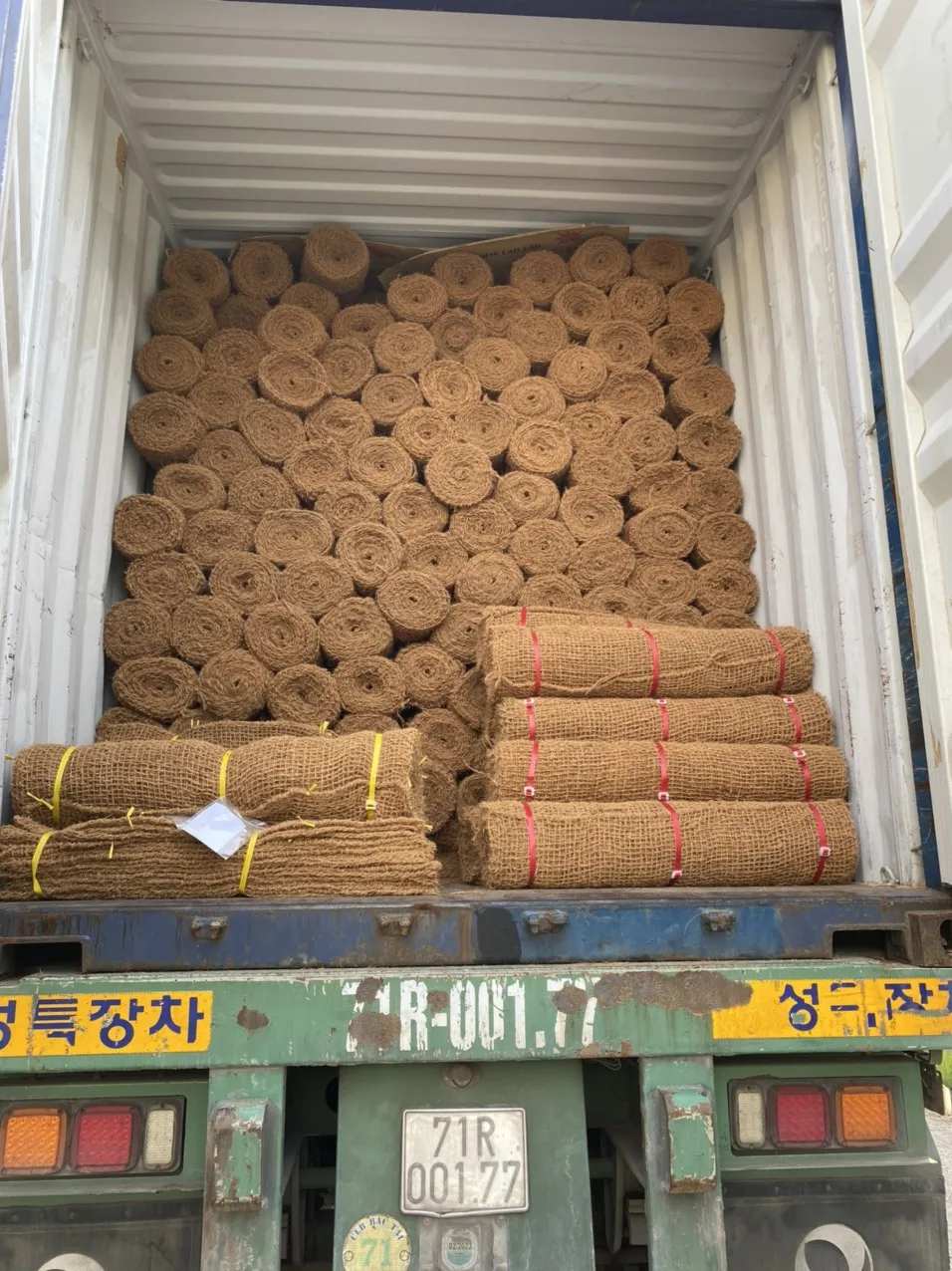 Vietnamese Coconut Net Coir Geotextile Effective Soil Erosion Control ...