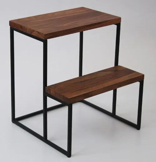 Modern Sturdy Metal Squared Frame Bar Stool With Soft Seat And Footrest ...