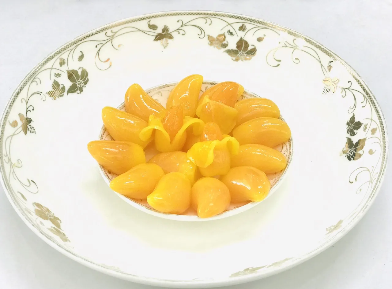 3d Peeled Green Mango Gummy Candy With Melted Filling Extracted From ...