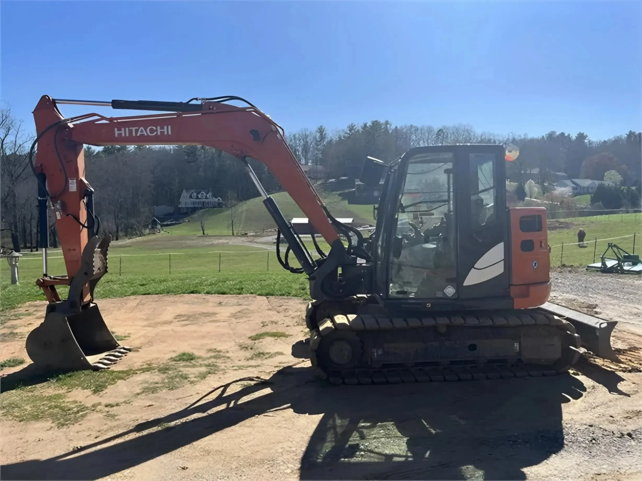 Hitachi ZX85USB-5N Heavy Duty Excavator - High Efficiency