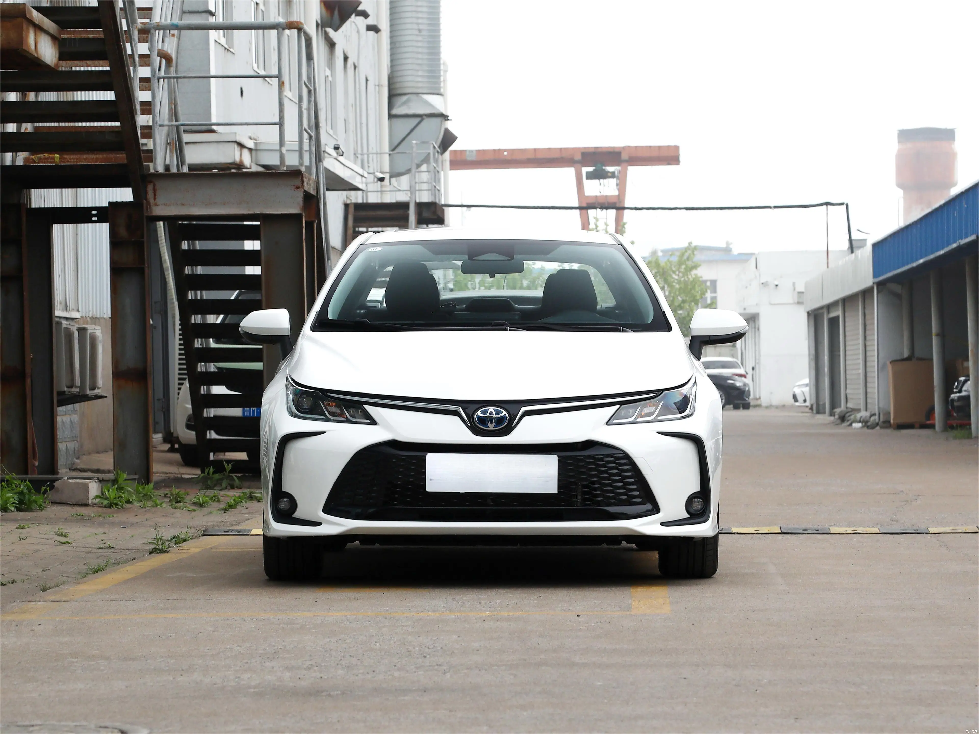 New Energy Hybrid Electric Vehicle 1.5l 1.8l 1.2t E-cvt Toyota Corolla Left Turn 2023 2022 2019 ...