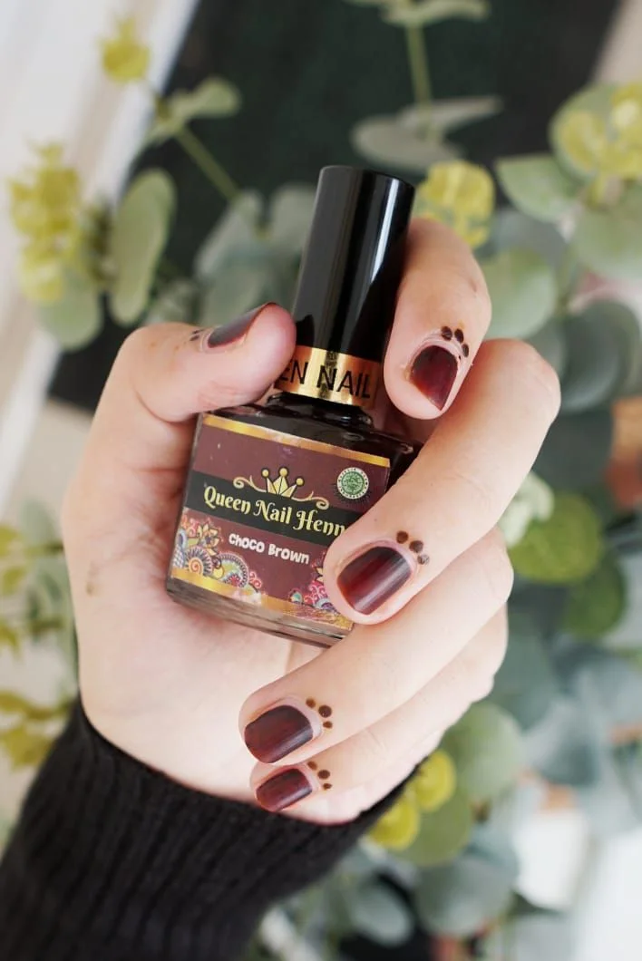 Henna Nail Art Ink - Durable, Skin-Friendly, and Customizable