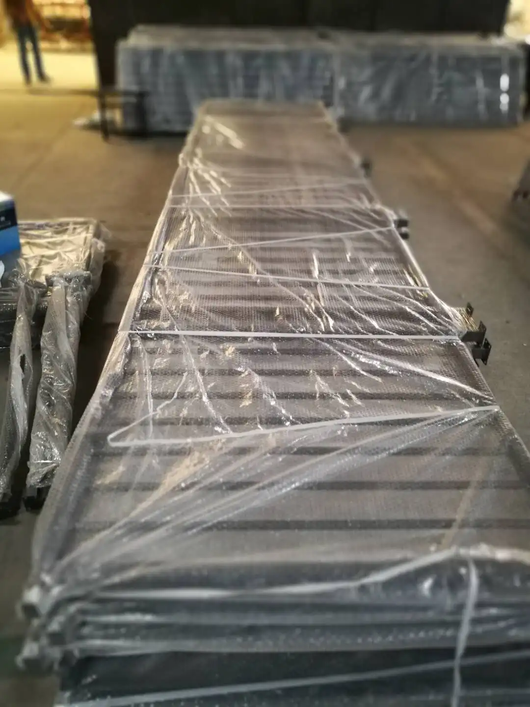 Customized Wholesale Aluminum Modern Sliding Garage Roll-up Flap ...