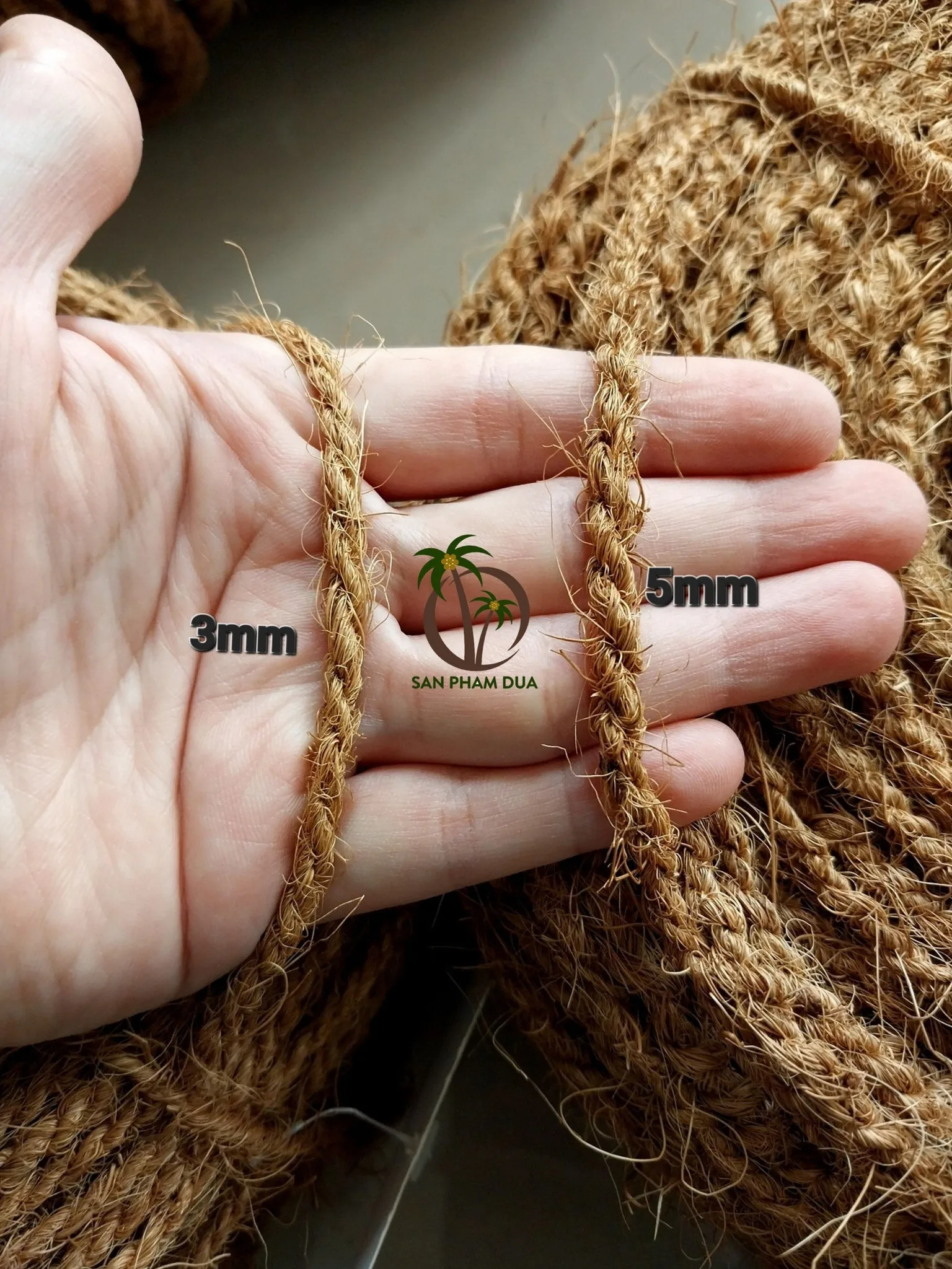 Eco-friendly Coconut Fiber Rope - Perfect for Garden Decor