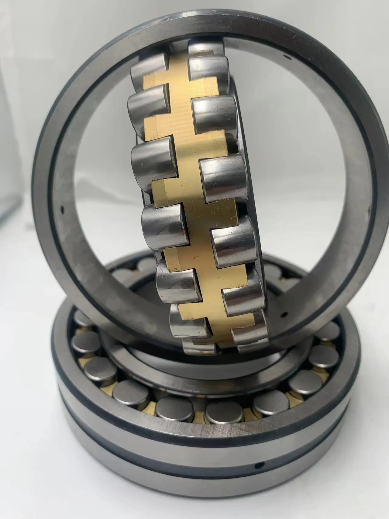 High Performance Conveyor High Temperature Resistance Spherical Roller ...