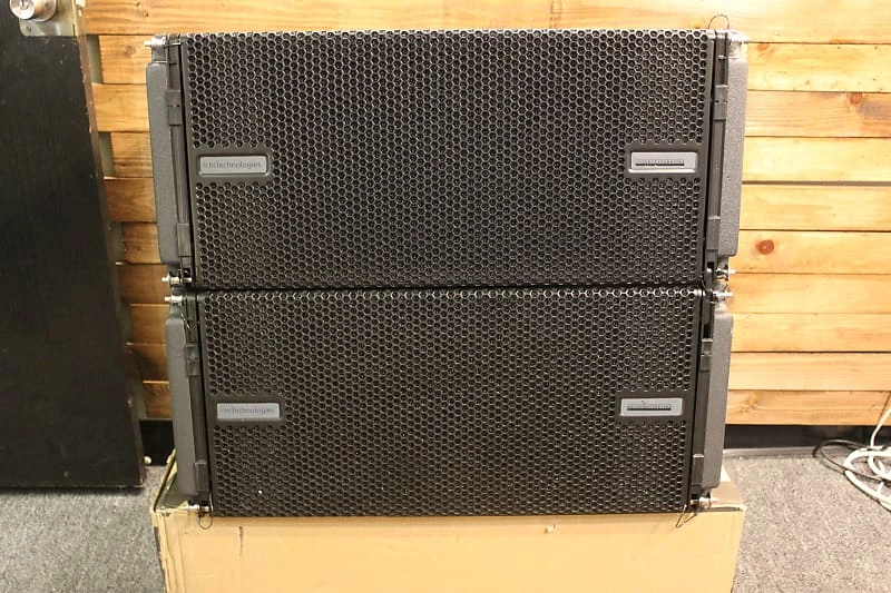 Vio L210 Line Array - Professional Audio for Large Venues