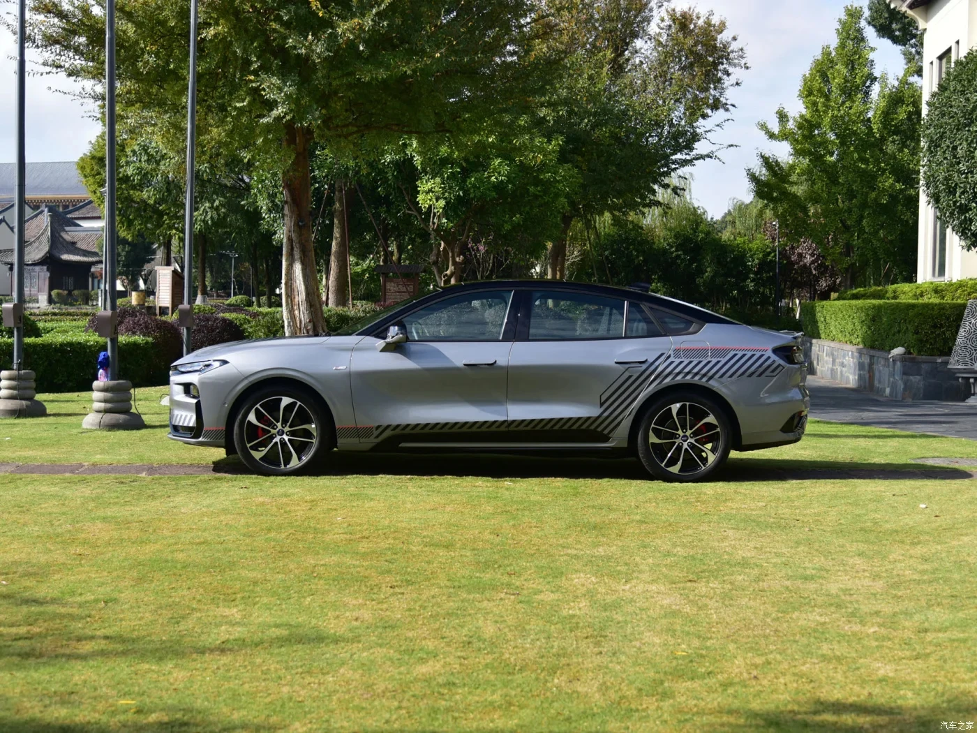 Changan Ford Mondeo Mk5 2023 Hybrid Luxury Sedan 1.5t 190hp L4 Petrol ...