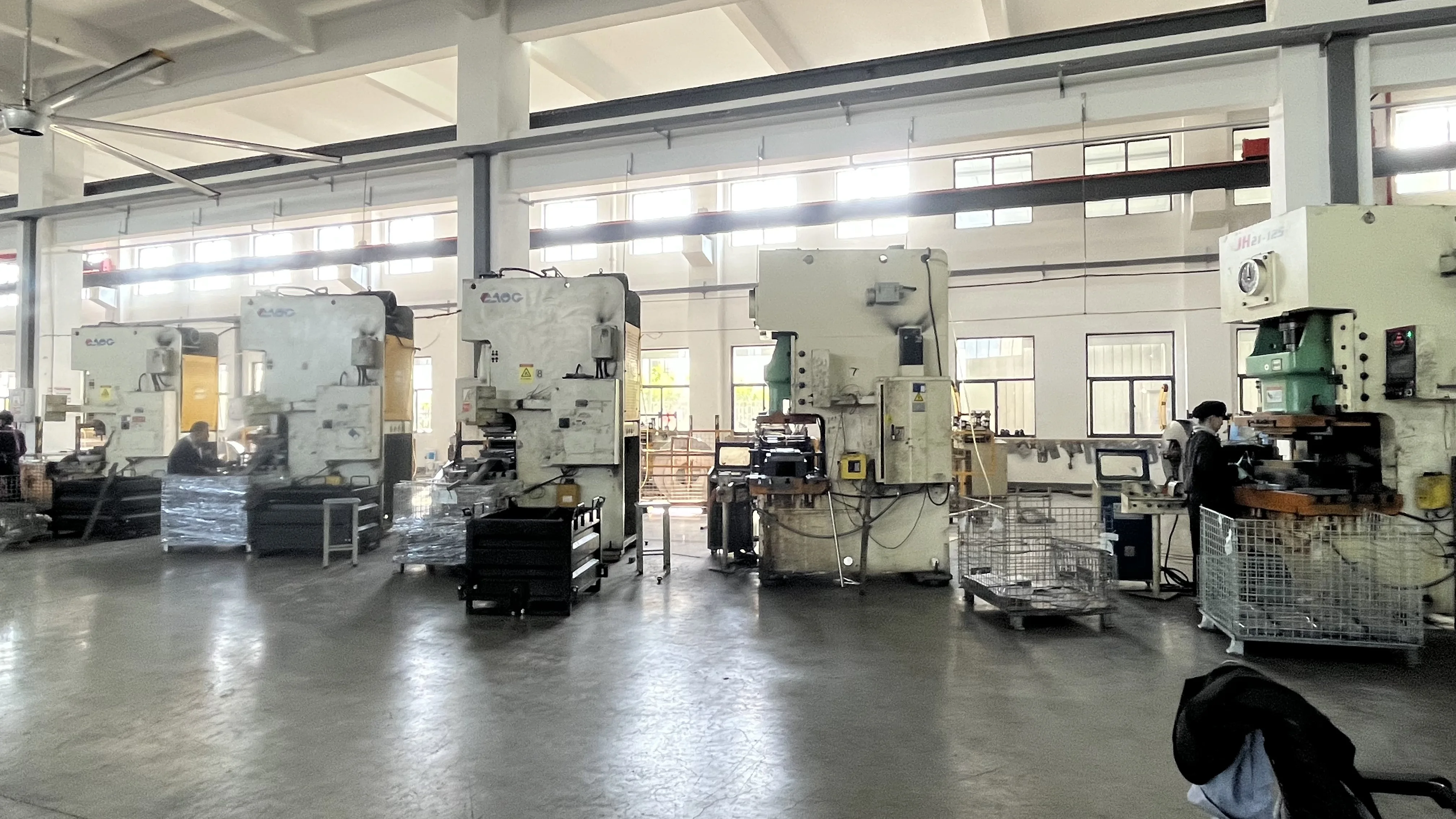 Caton Flow System Racks Shelves Parts Laser Cutting Bending Welding ...