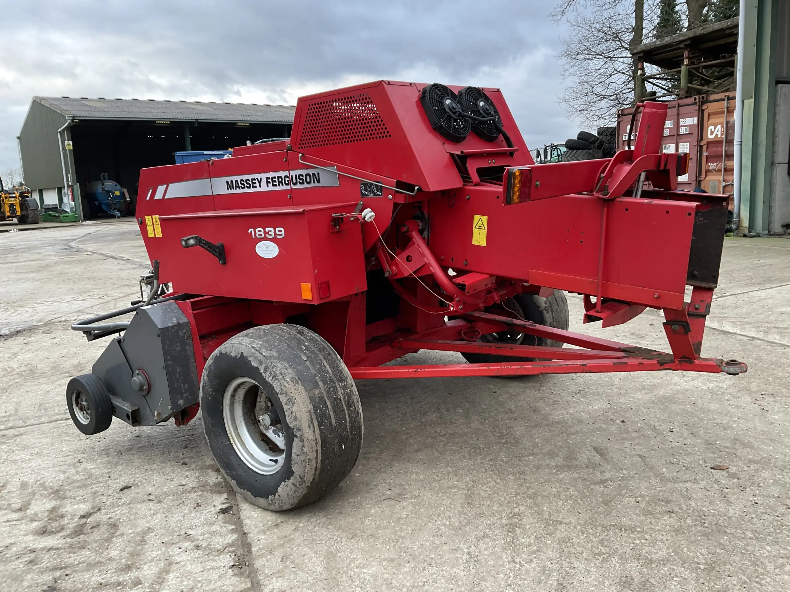 Used Baler Massey Ferguson 1839 Agricultural Machinery Used Farm Mini ...