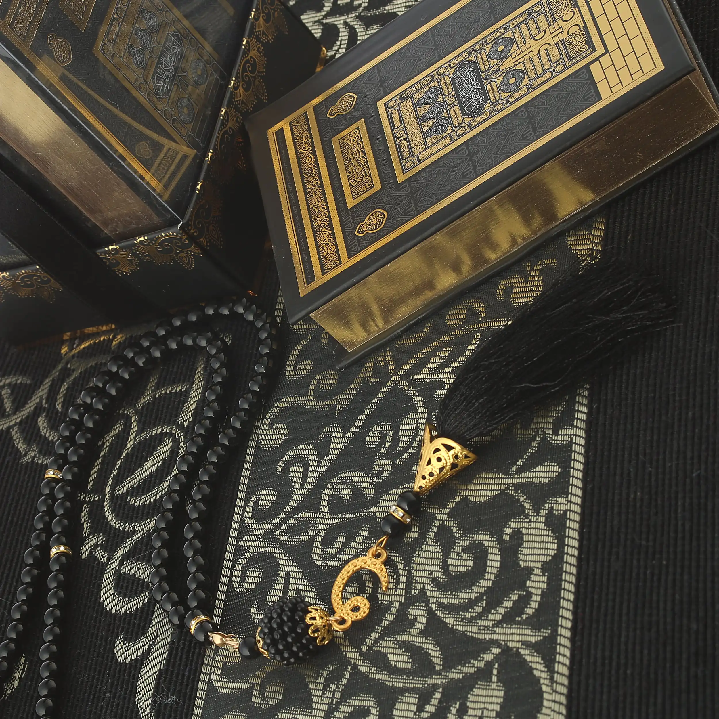 Thermo Leather Quran Gift Set Islamic Gifts Tasbeeh Prayer Mat Quran ...