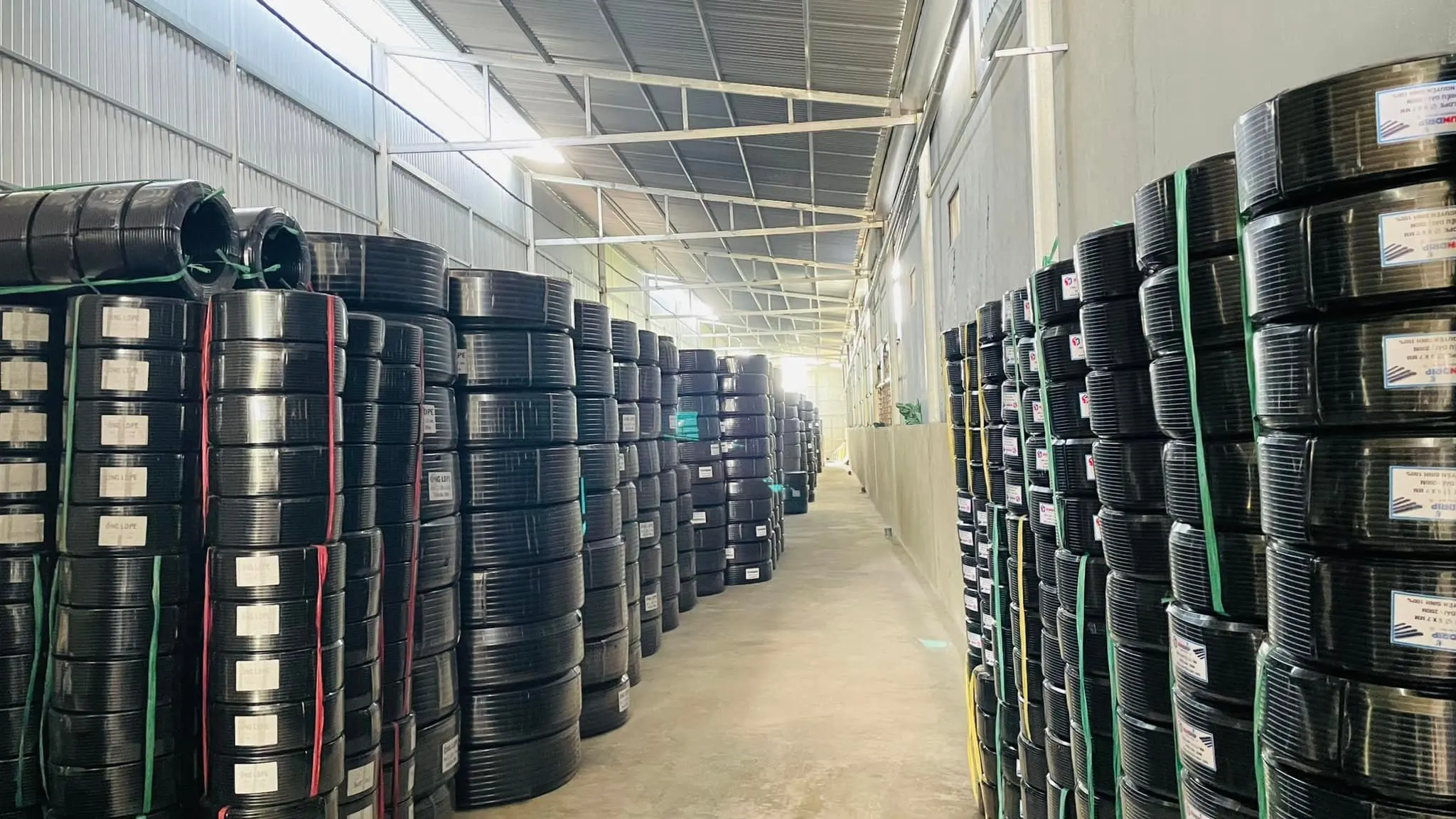 Agricultural Drip Irrigation System Connector Mini Valve Plastic ...