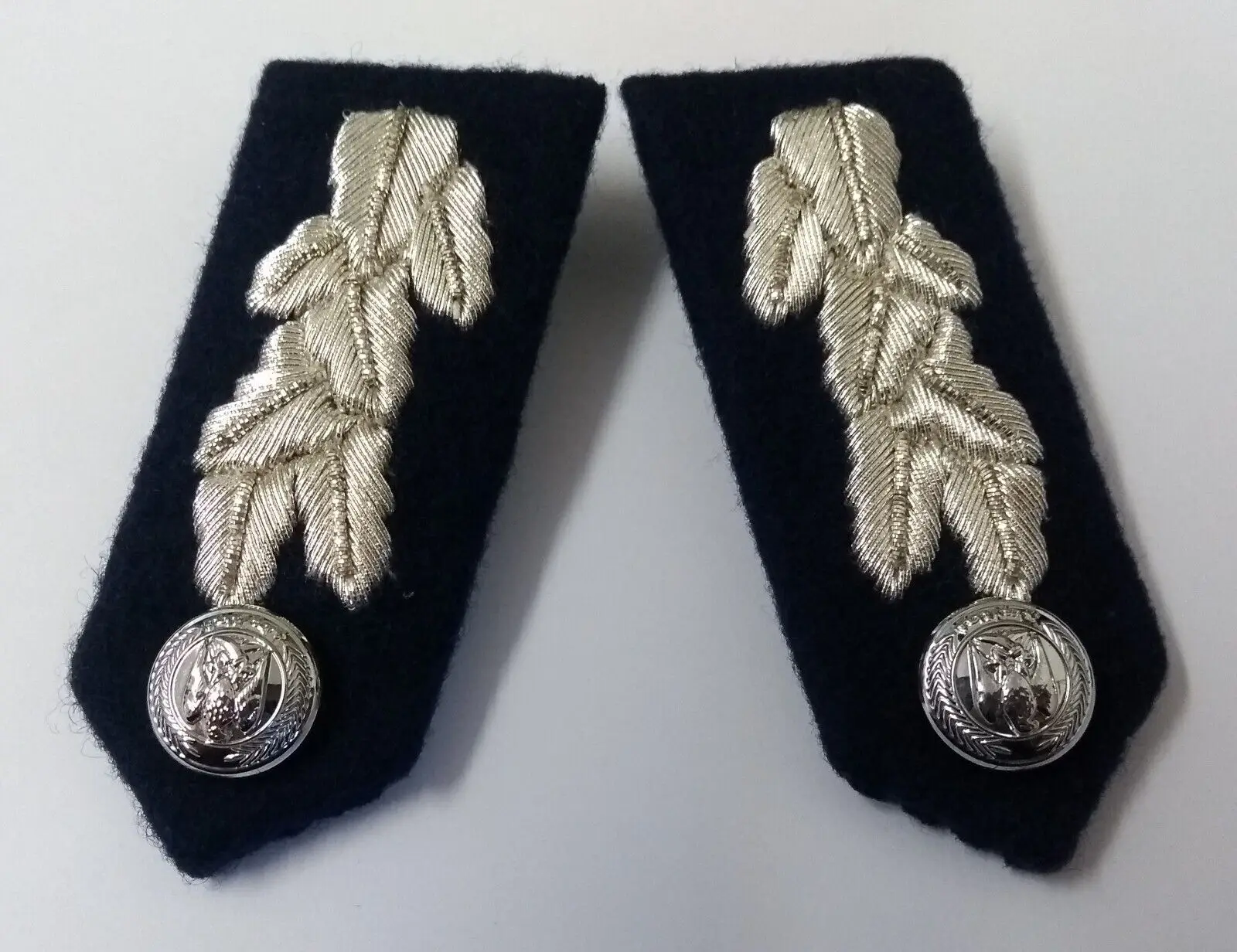 Arab Emirates Gorgets Collar Tabs With Silver Leaf Detail Officers ...