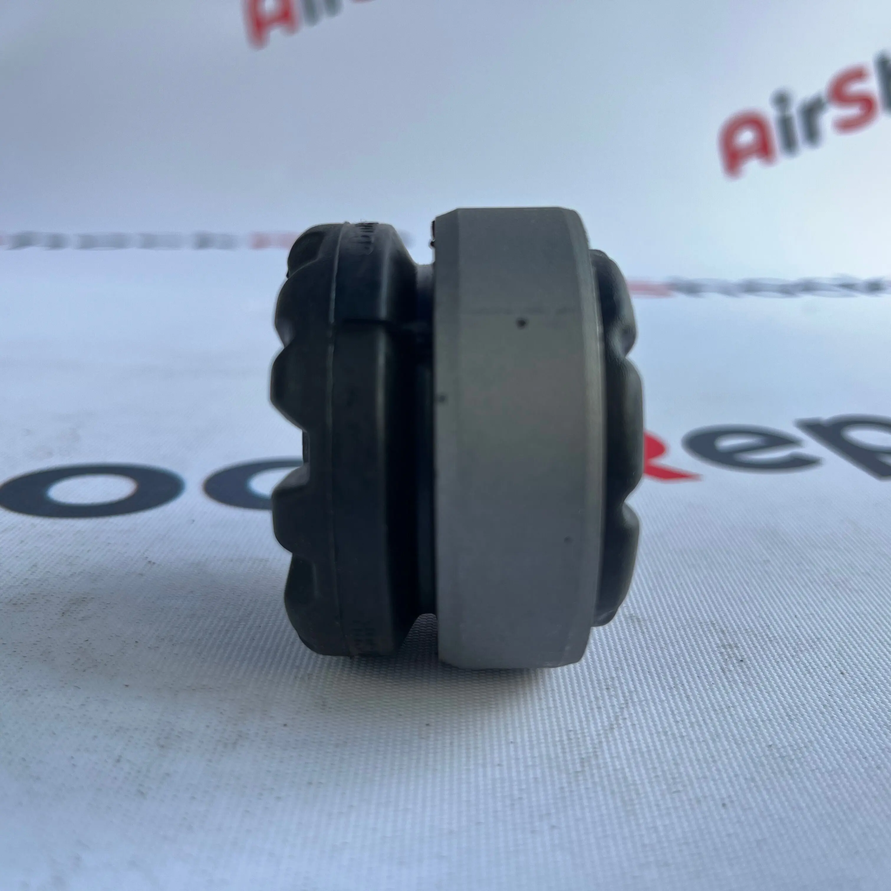 奔驰W221前减震上部支撑空气悬架减震器空气悬架汽车配件| Alibaba.com