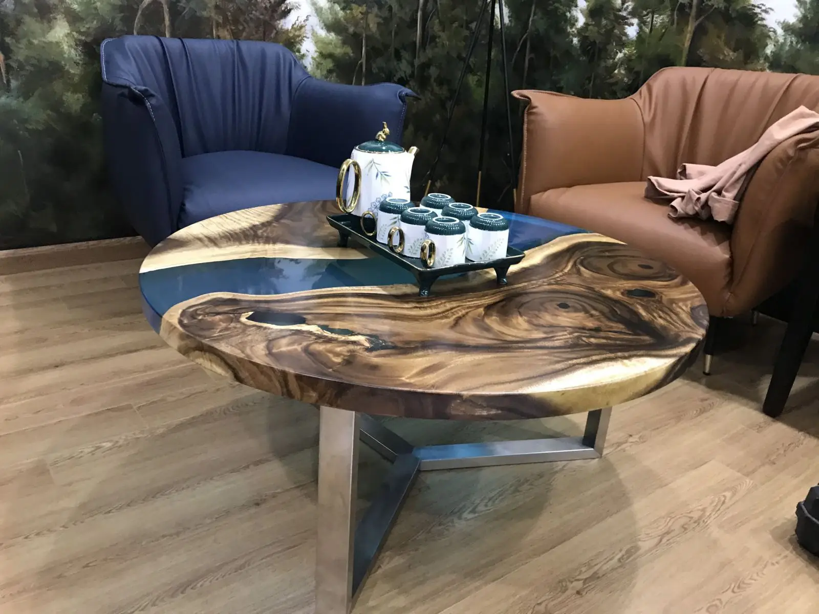 Modern Center Table Wooden Top Transparent Glossy Epoxy Table Top For ...