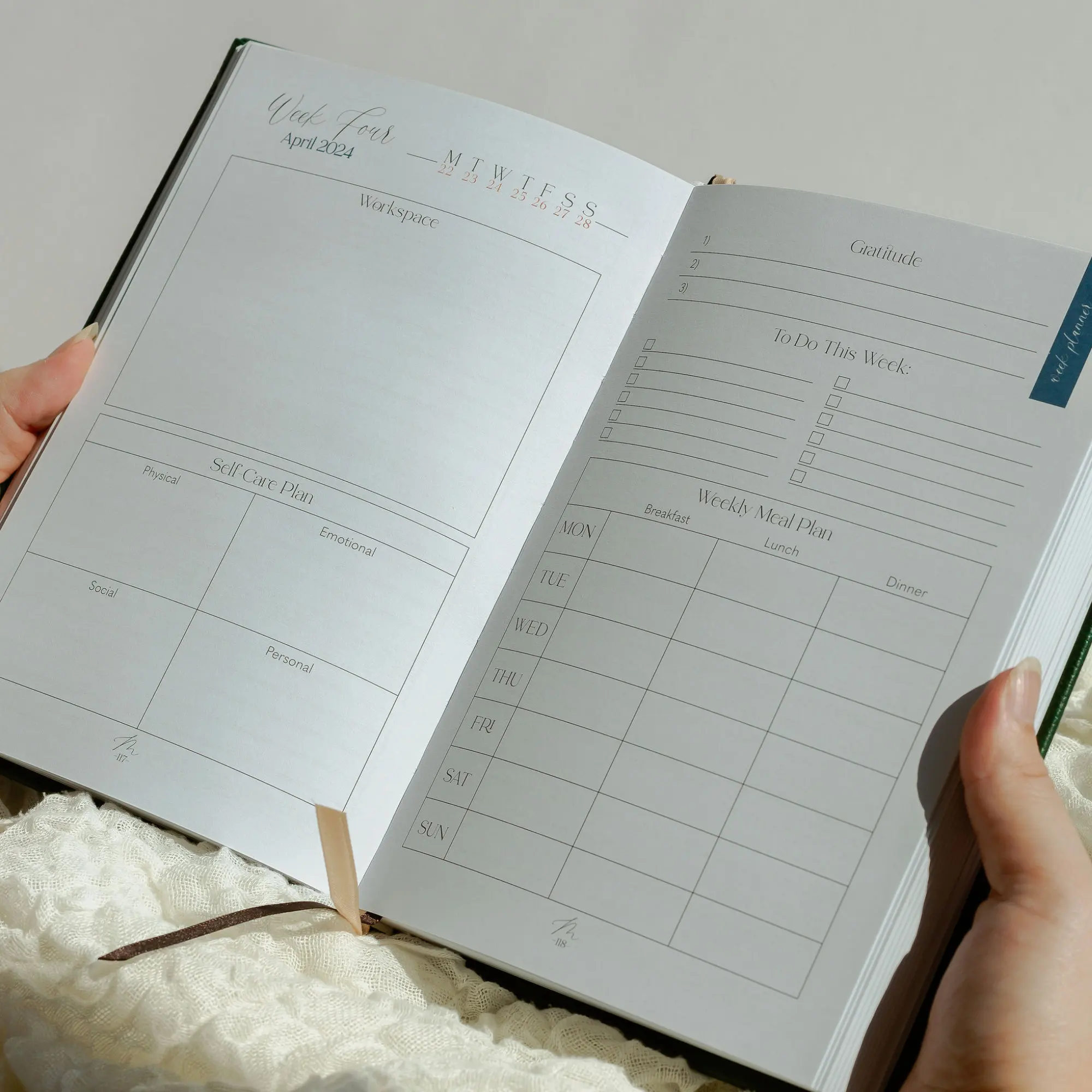 Labon Luxury Gold Foil Agenda 2024 Diary Year Hardcover Schedule ...