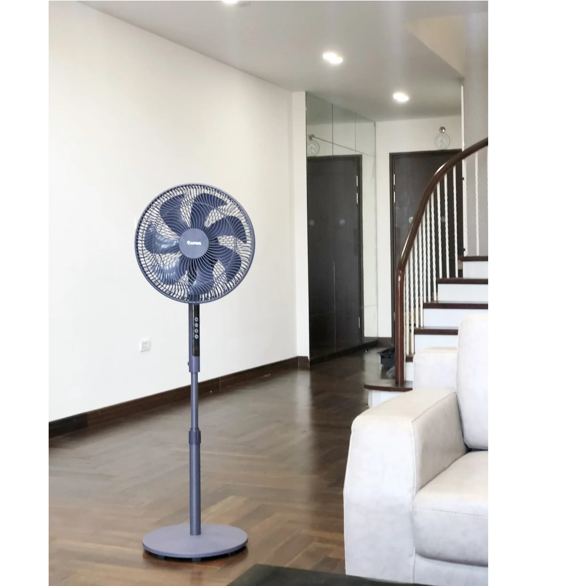 Vietnam Adjustable height LED display screen AC Motor 4.9kg Home Fan ...