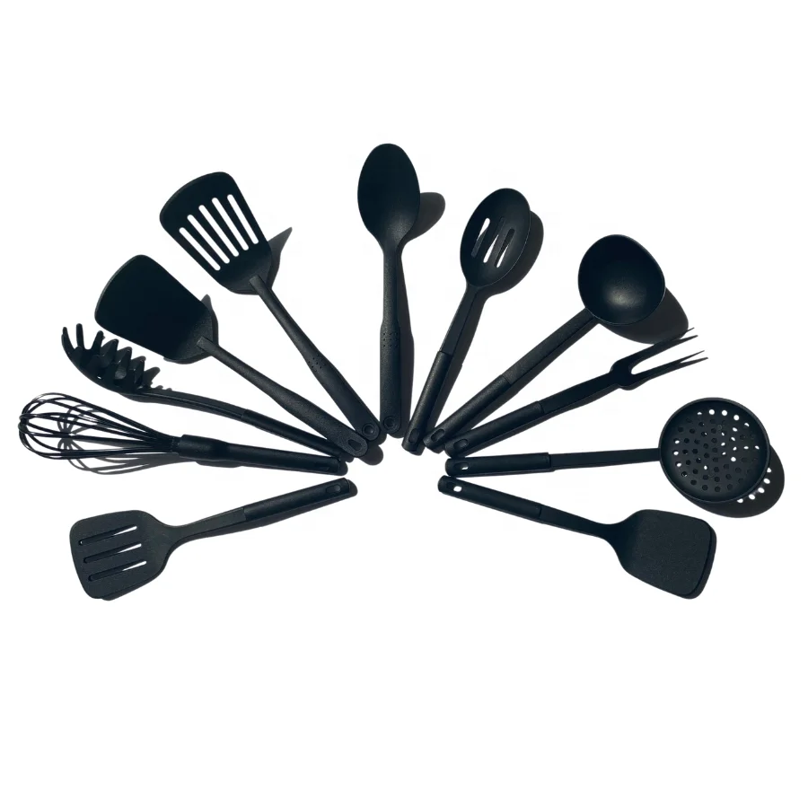 Set of 10 Family Cooking Utensils That Can Withstand High Temperatures ...