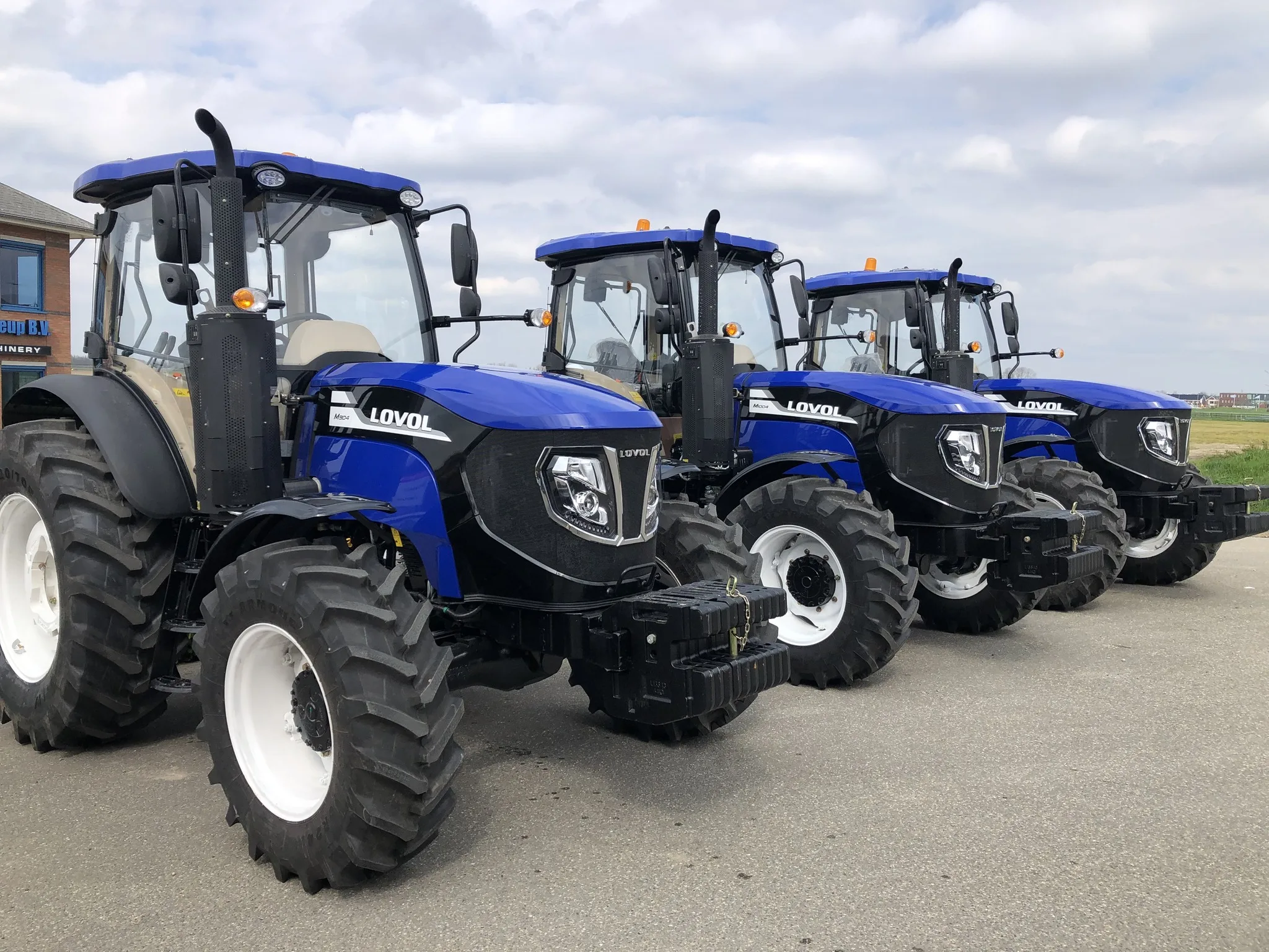 Lovol Tractor M1104 110 Hp Farm Wheel Tractors In Sale - Buy Lovol ...