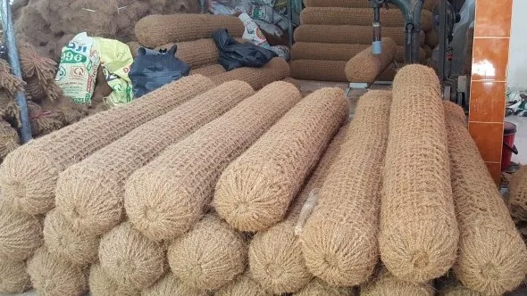 Eco-friendly 100% Natural Coconut Fiber Coir Logs-Sustainable Erosion ...
