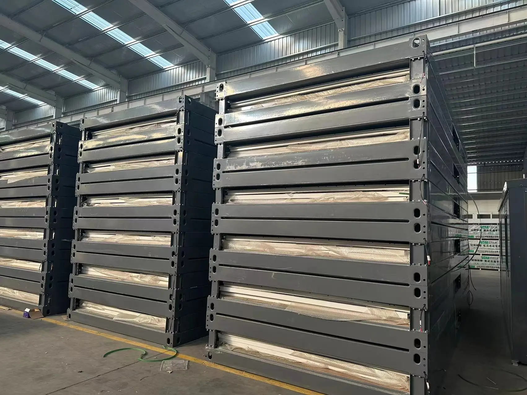 Prefabricated Foldable Prefab Container House Prefab Z-type Folding ...