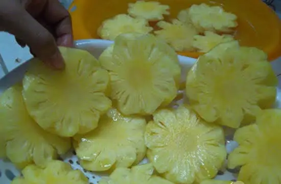 Pineapple Sliced Dry Type Natural Sweety - Supply In Bulk High Quality ...