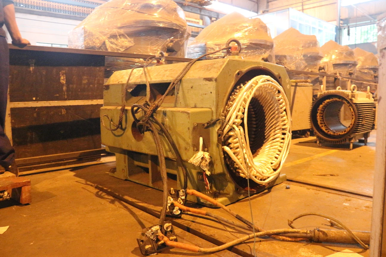 Cast Iron Copper Ac Electric Induction Motor Three Phase Ac Motor Heat ...