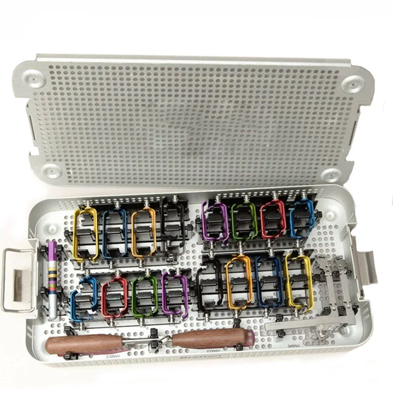 Lumbar Retractor Set Surgical Retractor Instruments Wholesale High NSI ...