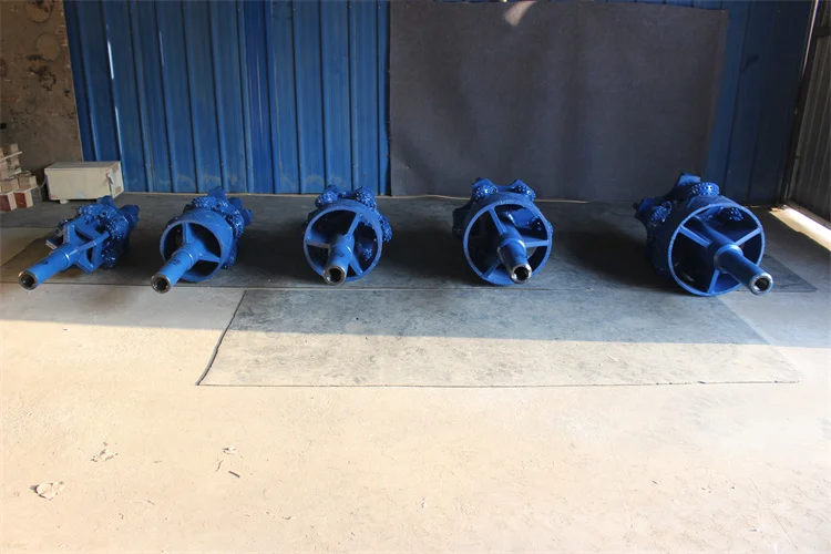 Pilot Pulling 20" Pipe Trenchless Crossing Hdd Back Reamer Bit Roller ...