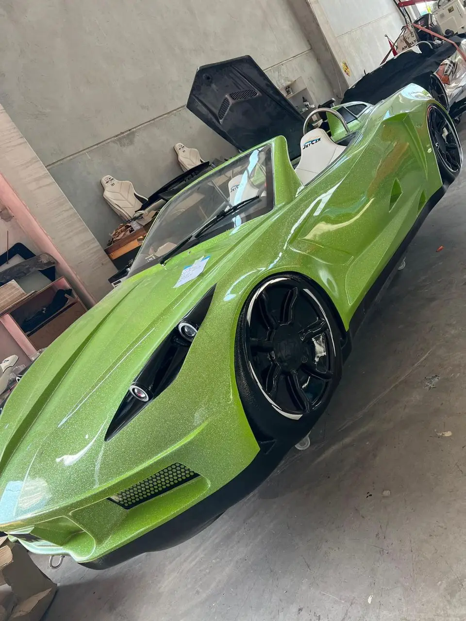 Water Supercar - High Speed Sports Yacht & Amusing Boat