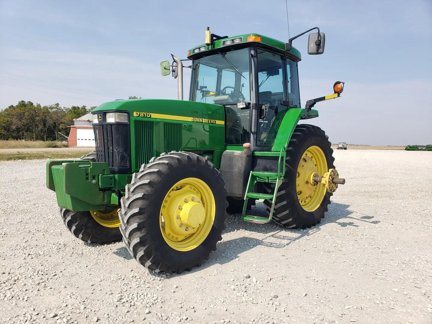 JD 7810 4WD Tractor - High Quality Agricultural Machinery