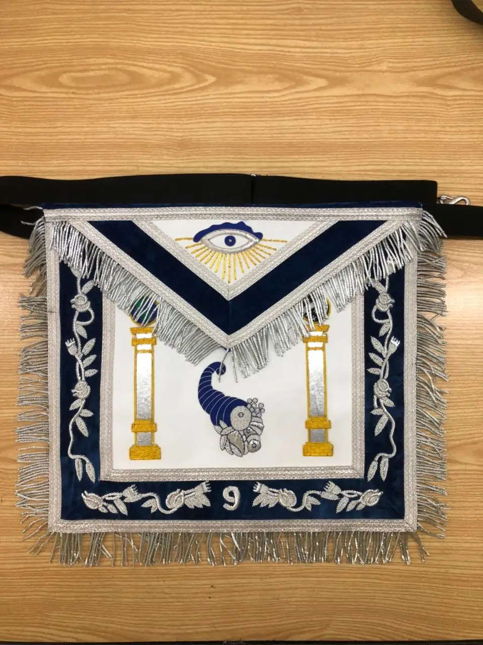 Masonic Regalia White Plain Masonic Apron Customized Hand Embroidery PU ...
