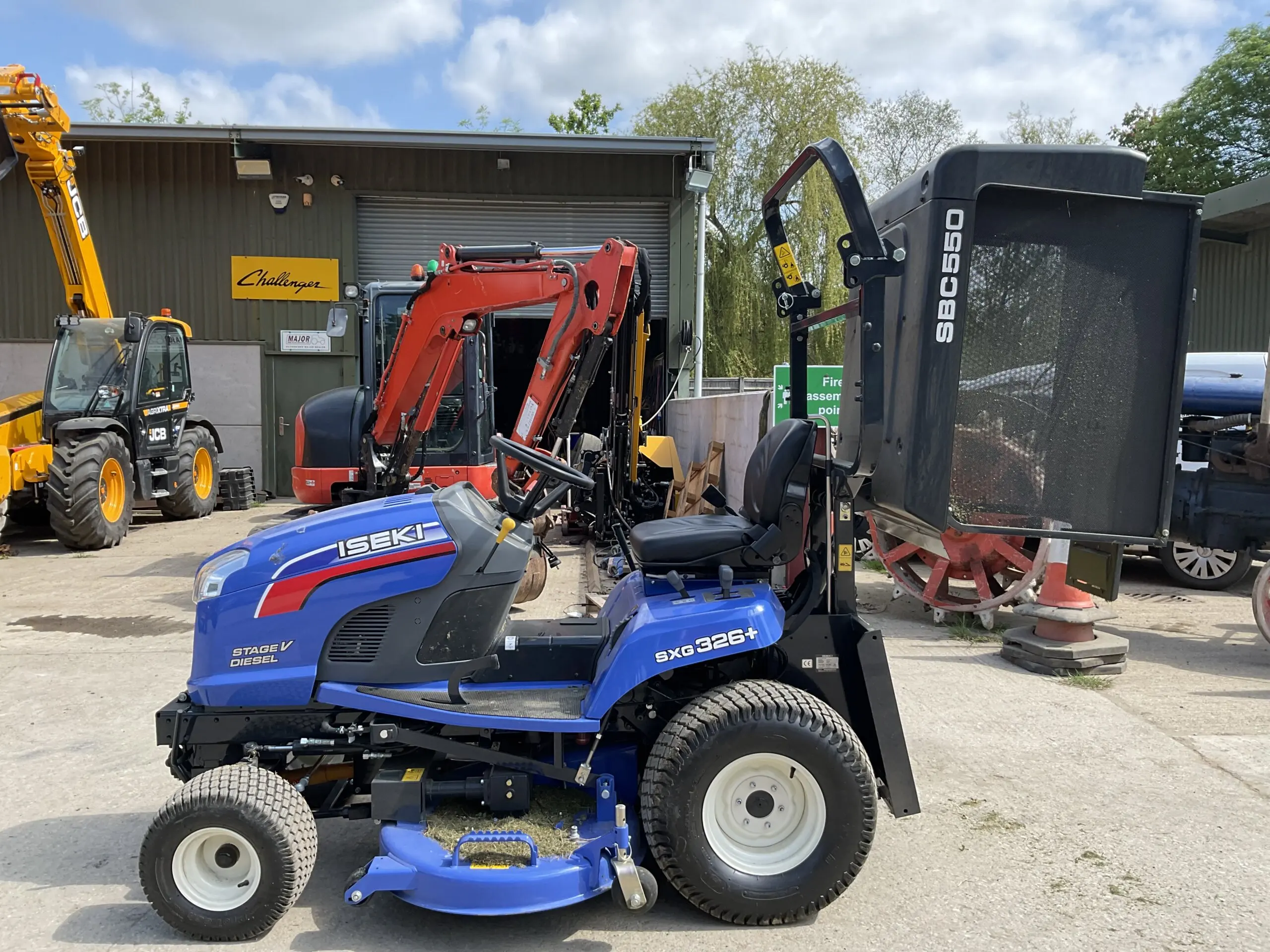 Iseki Sxg326+ Ride On Mower - Buy Iseki Sxg 326+ . Iseki Sxg 326 . Iseki Sxg 326 For Sale ...