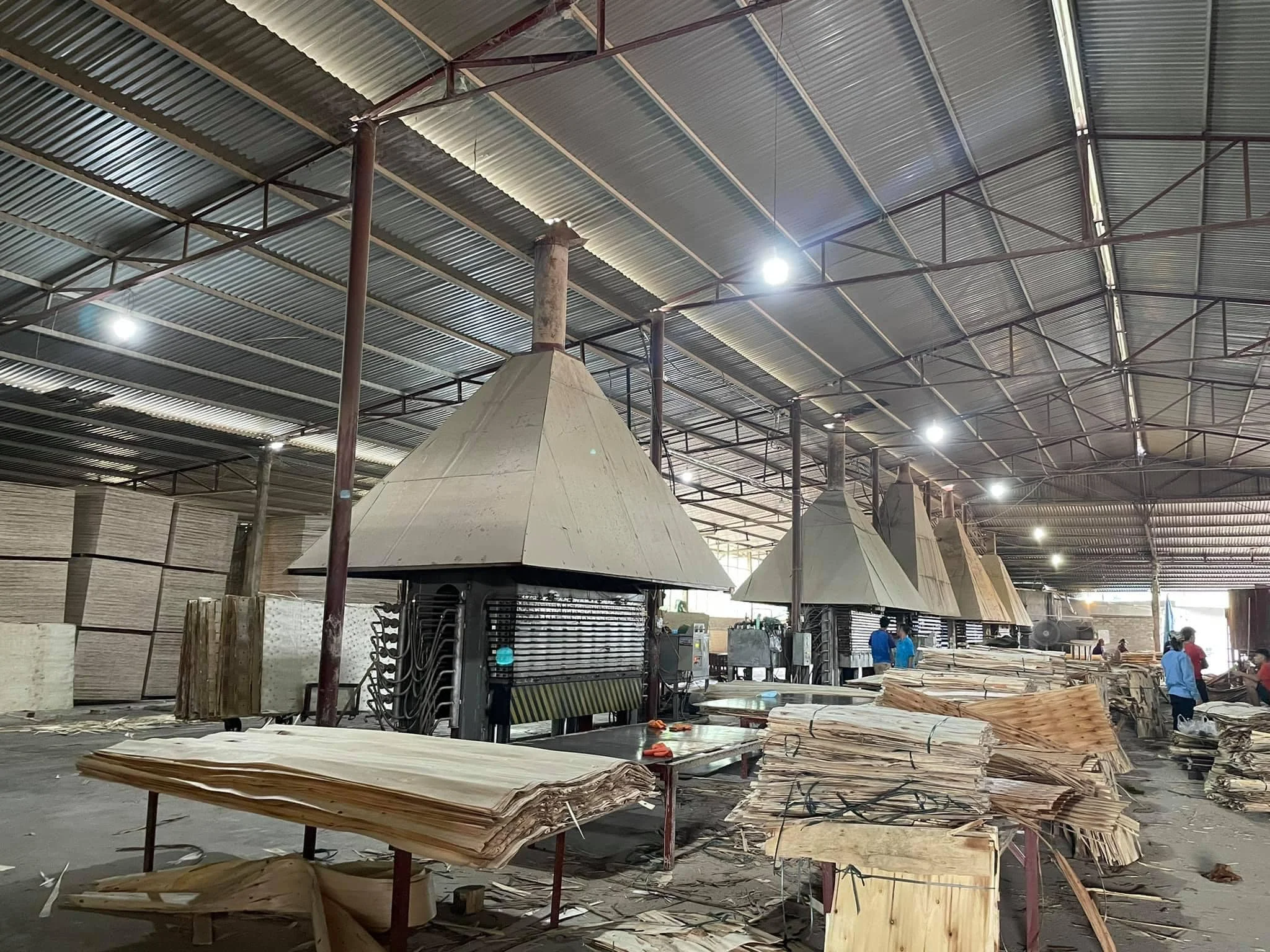 Waterproof Black/brown Film Faced Plywood/concrete Formwork Plywood For ...