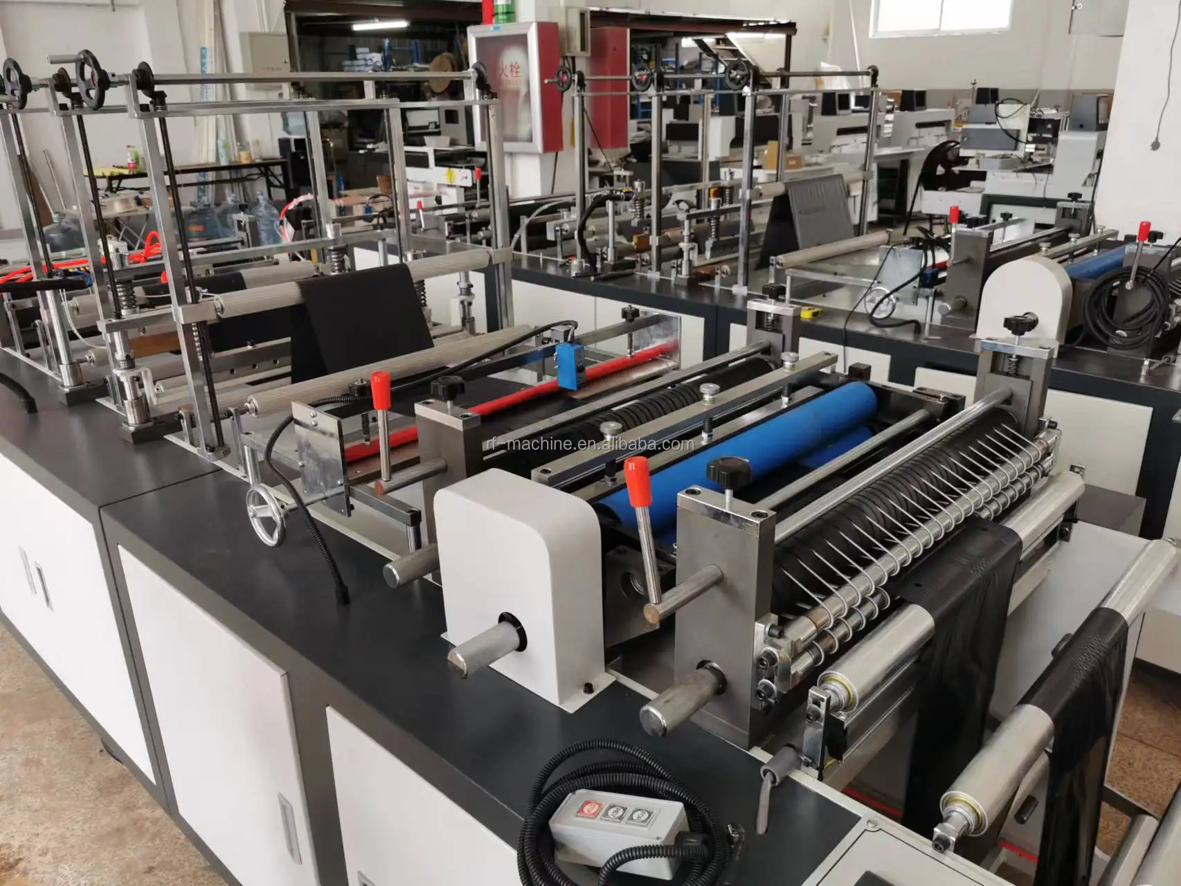 Pre-Opened Posting Plastic Bag Making Machine - Easy To Operate, High ...