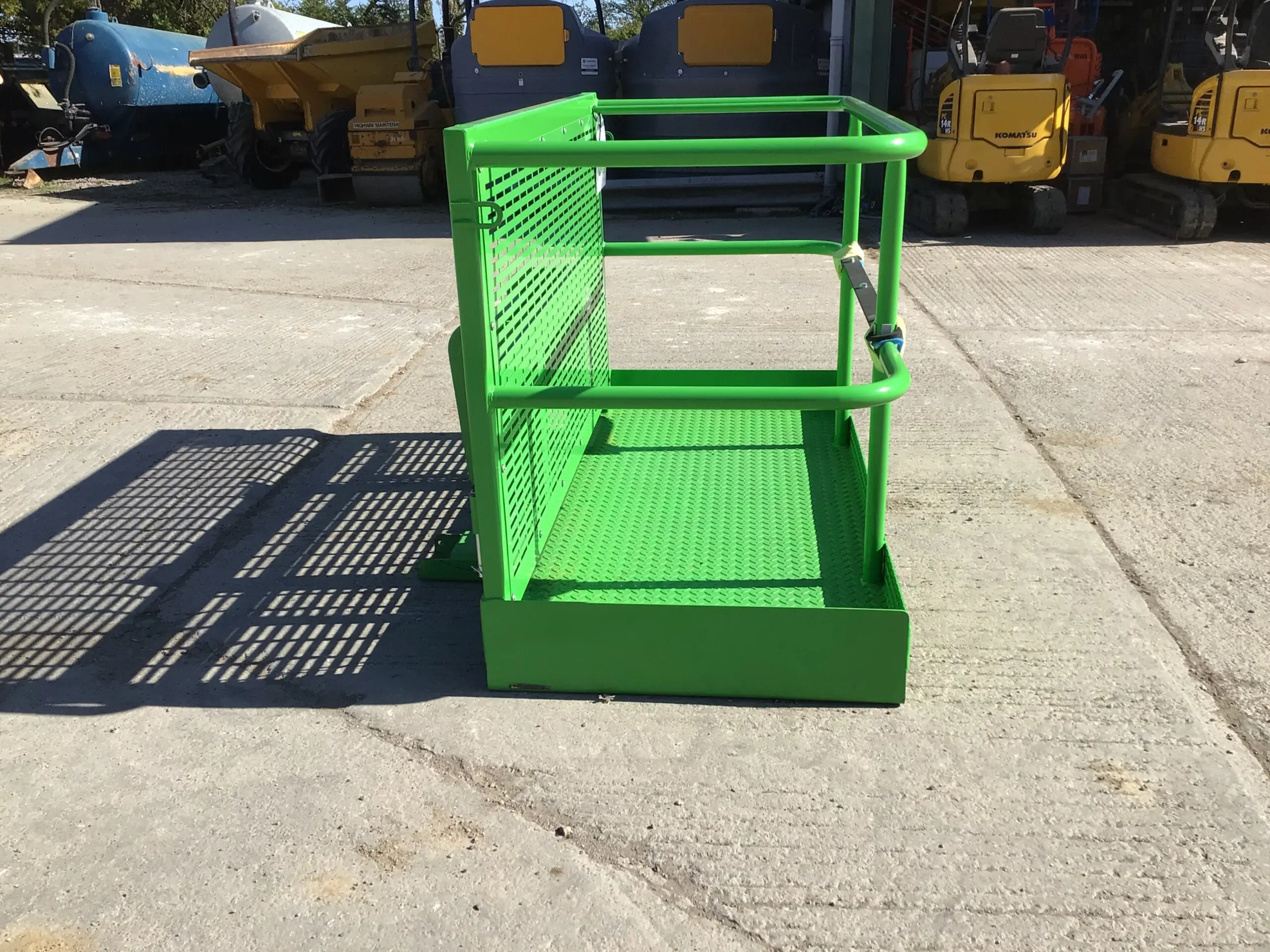 Portable Hydraulic Scissor Lifter Auxiliary Walking Type Lwc 3 Person ...