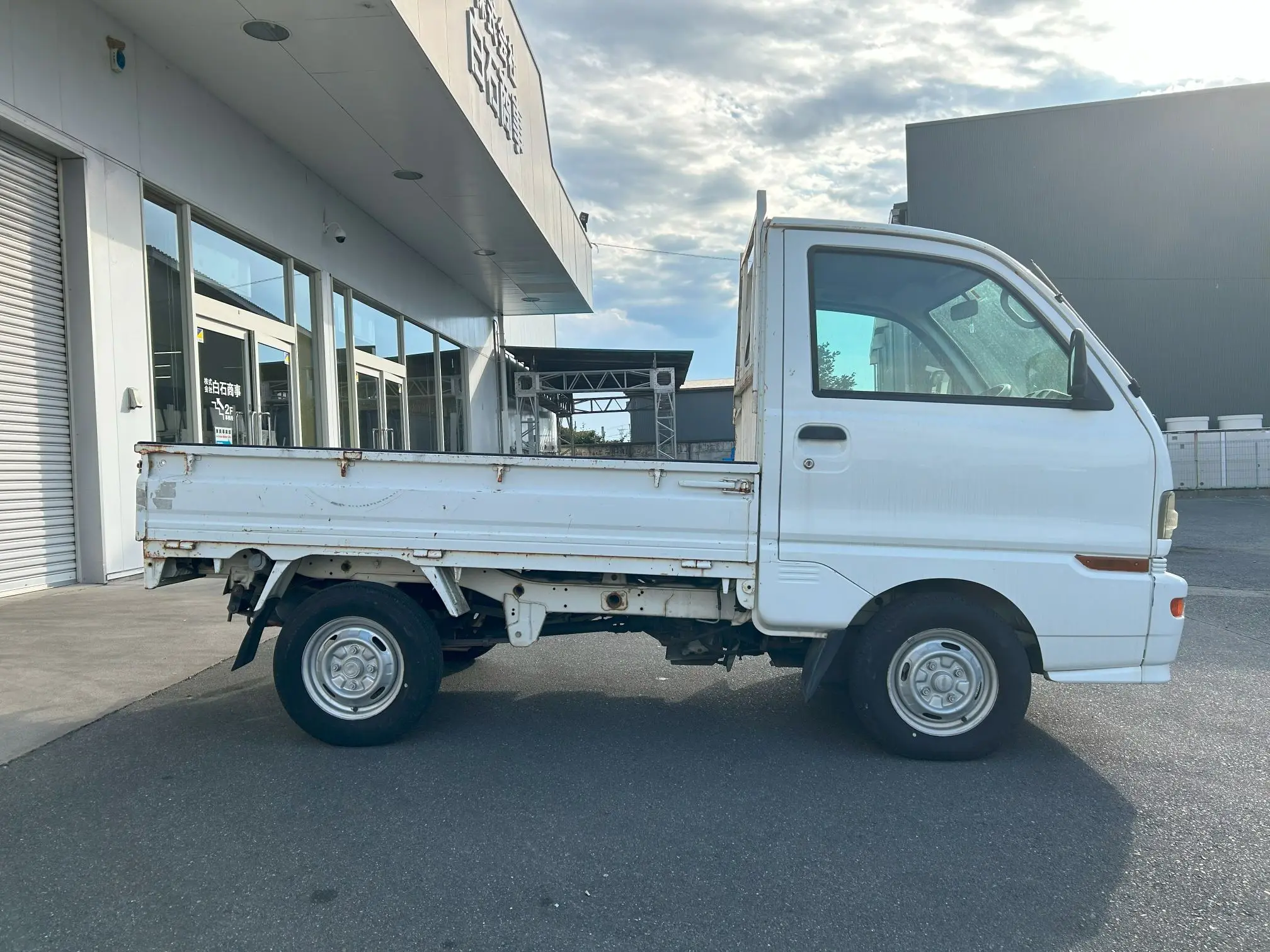 Used Small K-Car Truck 660cc Minicab Truck 2WD V-U41T 1999 Year Model ...