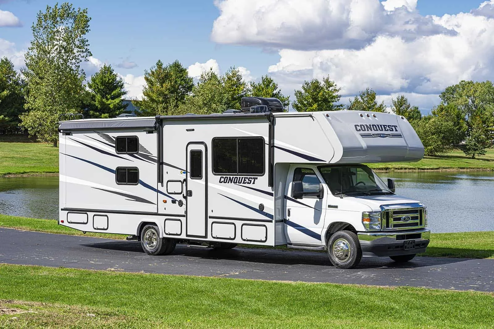 Luxury RV Campervan - Perfect for Outdoor Travel & Camping