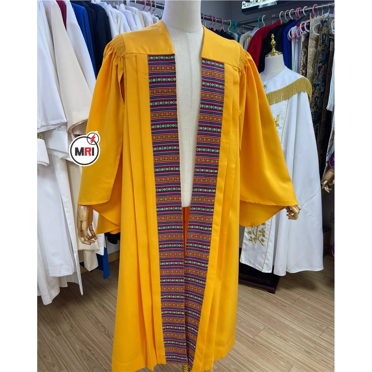 2023 Classic American School Uniforms - Graduation Gowns