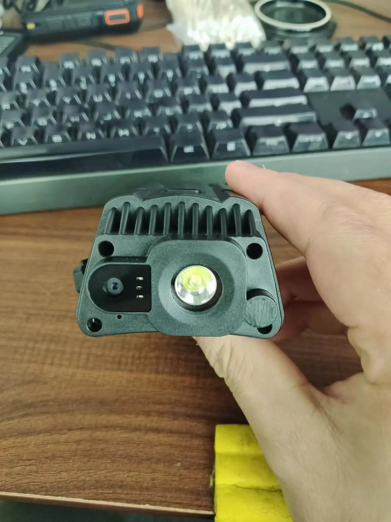 4G Helmet Camera Qualcomm Solution QCM2290 Android 12.0 System Live ...