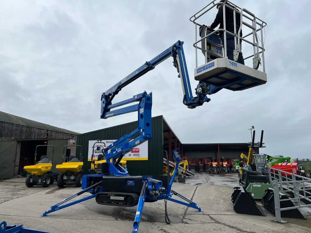 Wholesale Sale Cherry Picker 10m-20m Spider Type Crawler Self Elevator ...