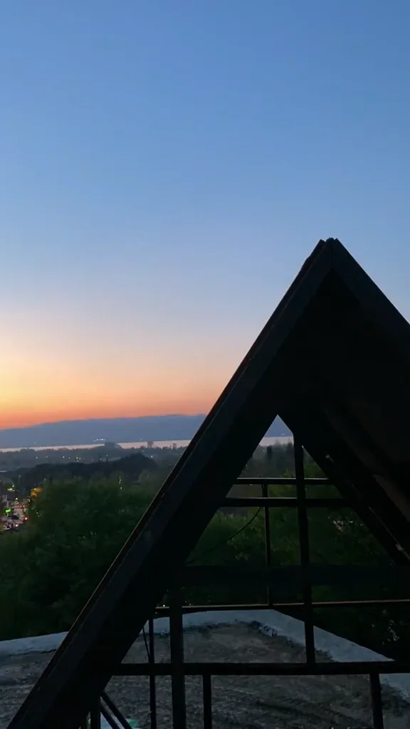 Steel Bungalow House Luxury Design Bungalow Hotel Bungalow Triangle Kit ...