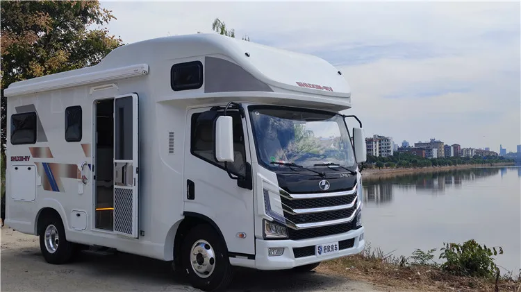 IVECO RV Caravan - 6 Persons Motorhome with 300W Solar