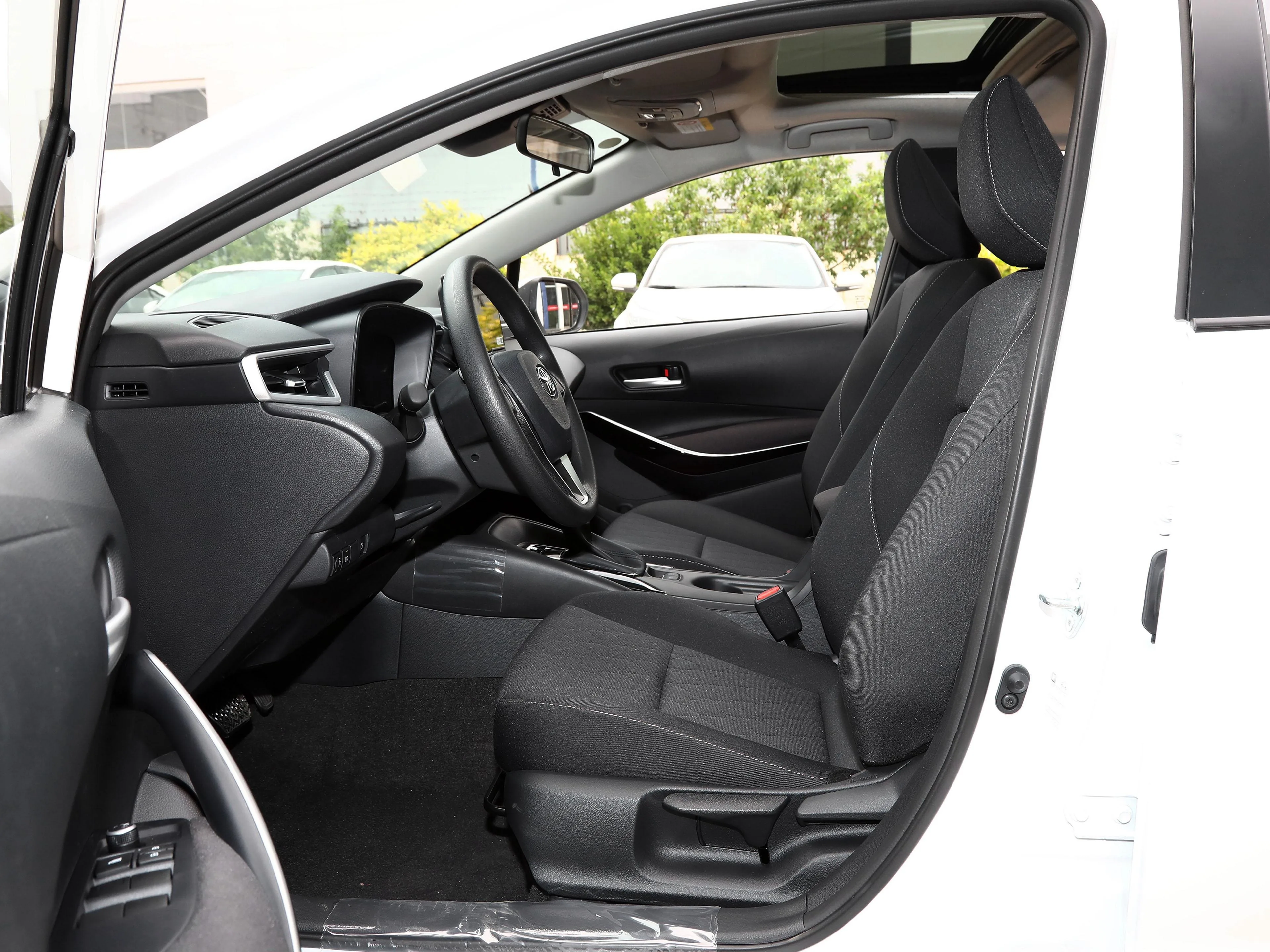 New Energy Hybrid Electric Vehicle 1.5l 1.8l 1.2t E-cvt Toyota Corolla Left Turn 2023 2022 2019 ...