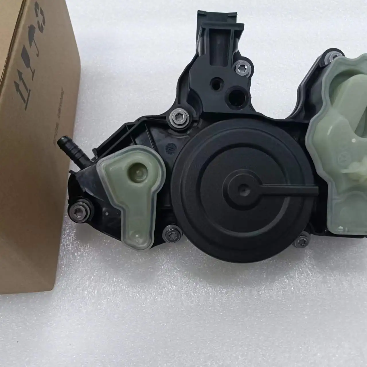 Auto Cooling System Oil Separator Pcv Valve 06k103495bs Hot Sell Auto ...