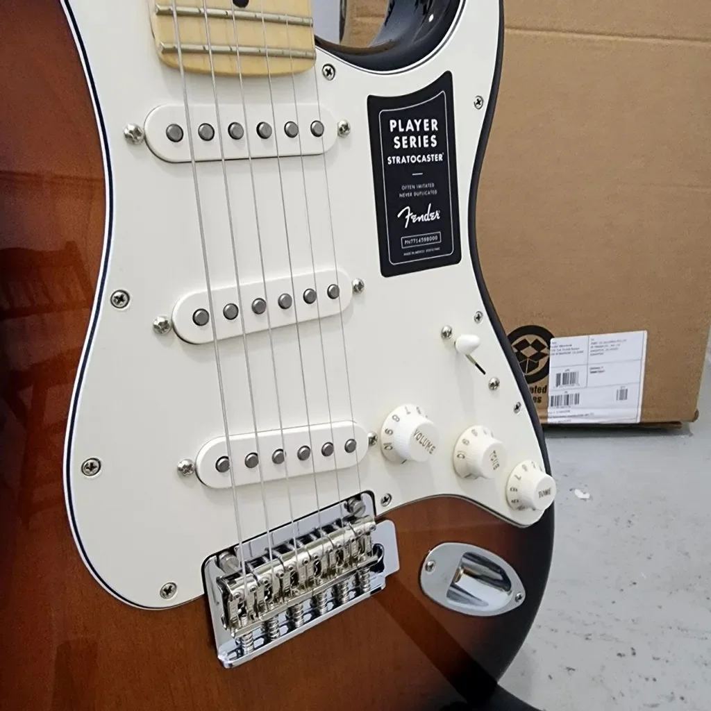 Player Single-coil Fend Pick Up With Tremolo Stratocast Electric Guitar ...