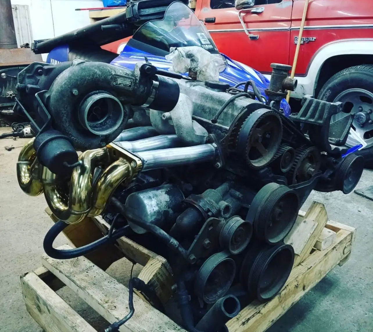 High Quality 4y Engine For Toyota Hiace Hilux 4y Complete Engine Parts ...