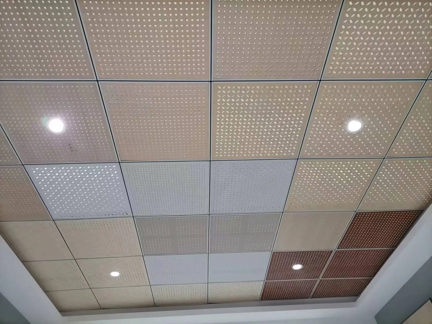 60x60 PVC Laminated Vinyl Coated Gypsum Ceiling Tiles Designs| Alibaba.com